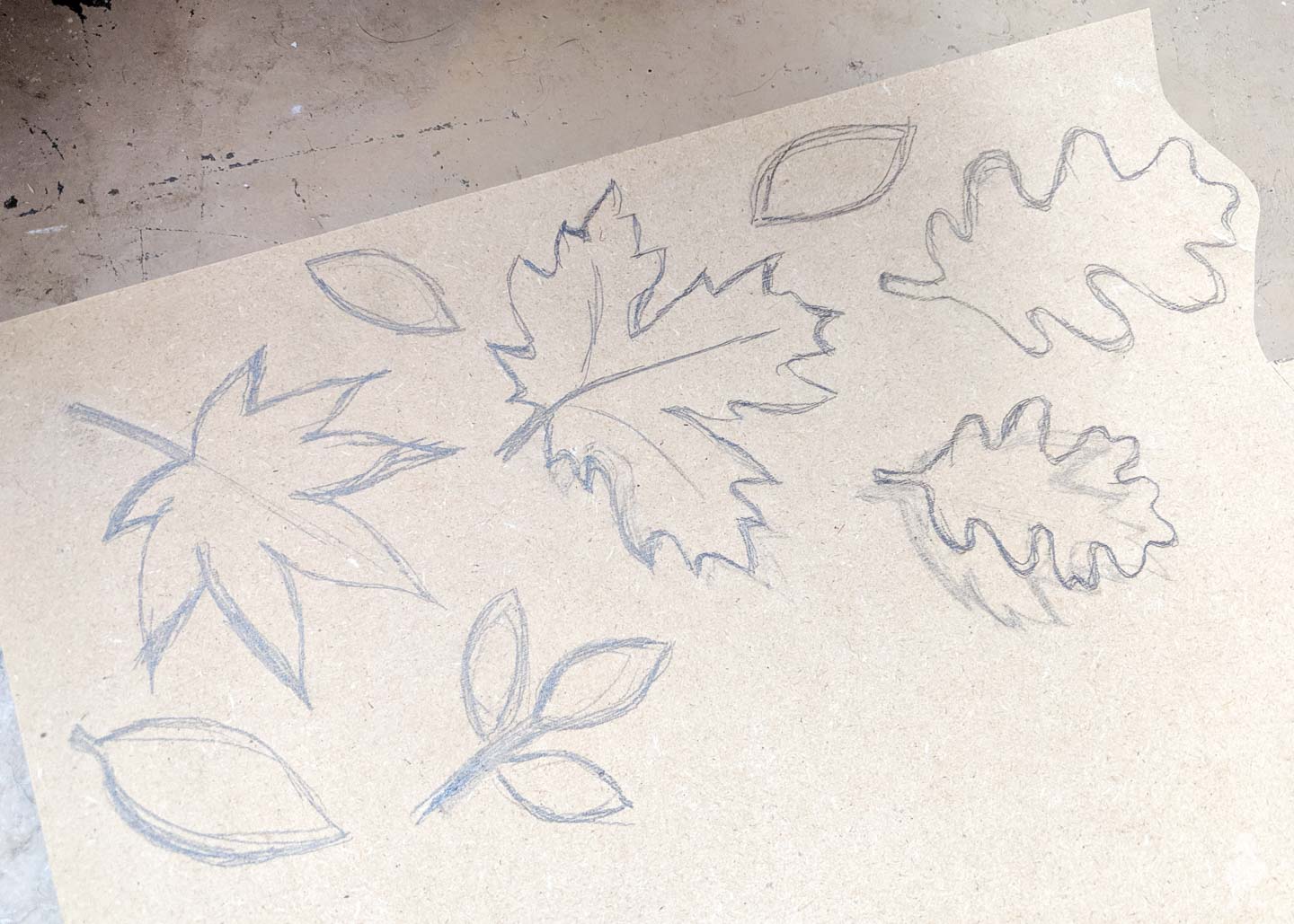 Fall Leaf Decor | Scroll Saw DIY • Ugly Duckling House