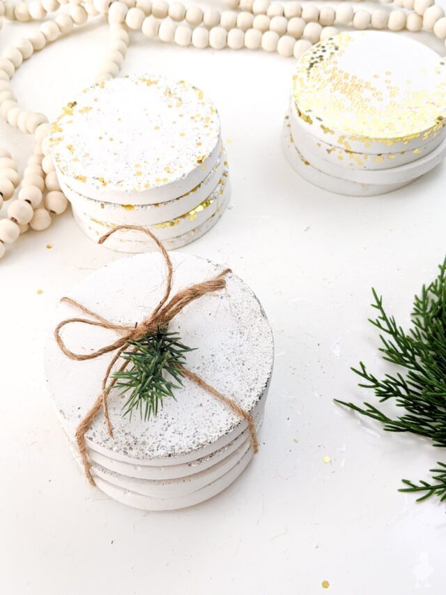 DIY SPARKLY HOLIDAY COASTERS • Ugly Duckling House