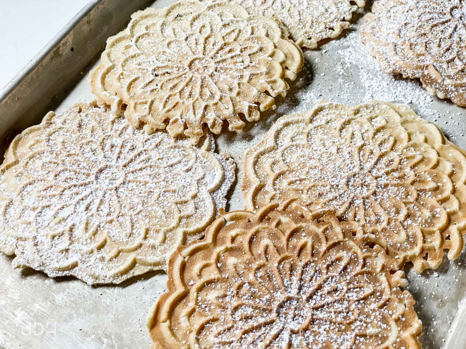 Classic Italian Pizzelle Cookies (Family Recipe) • Ugly Duckling House